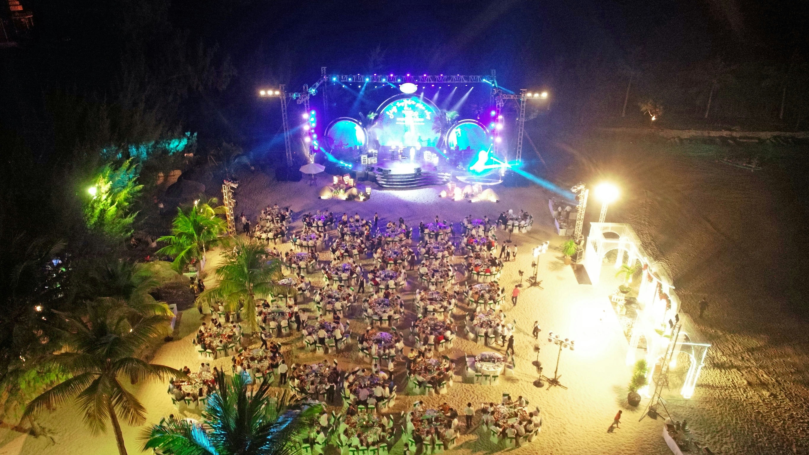 GALA DINNER | Diamond Bay Resort & Spa